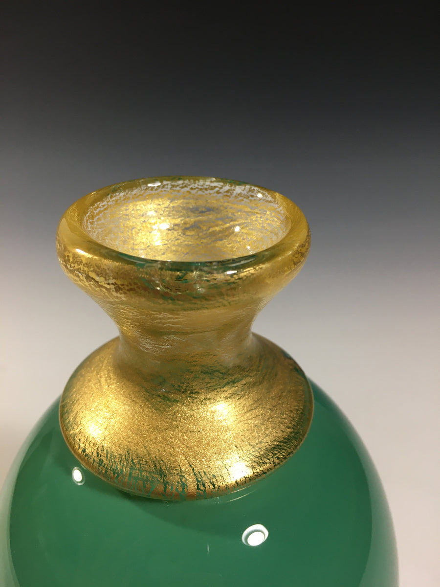 Jade Vase – John Gibbons Glass